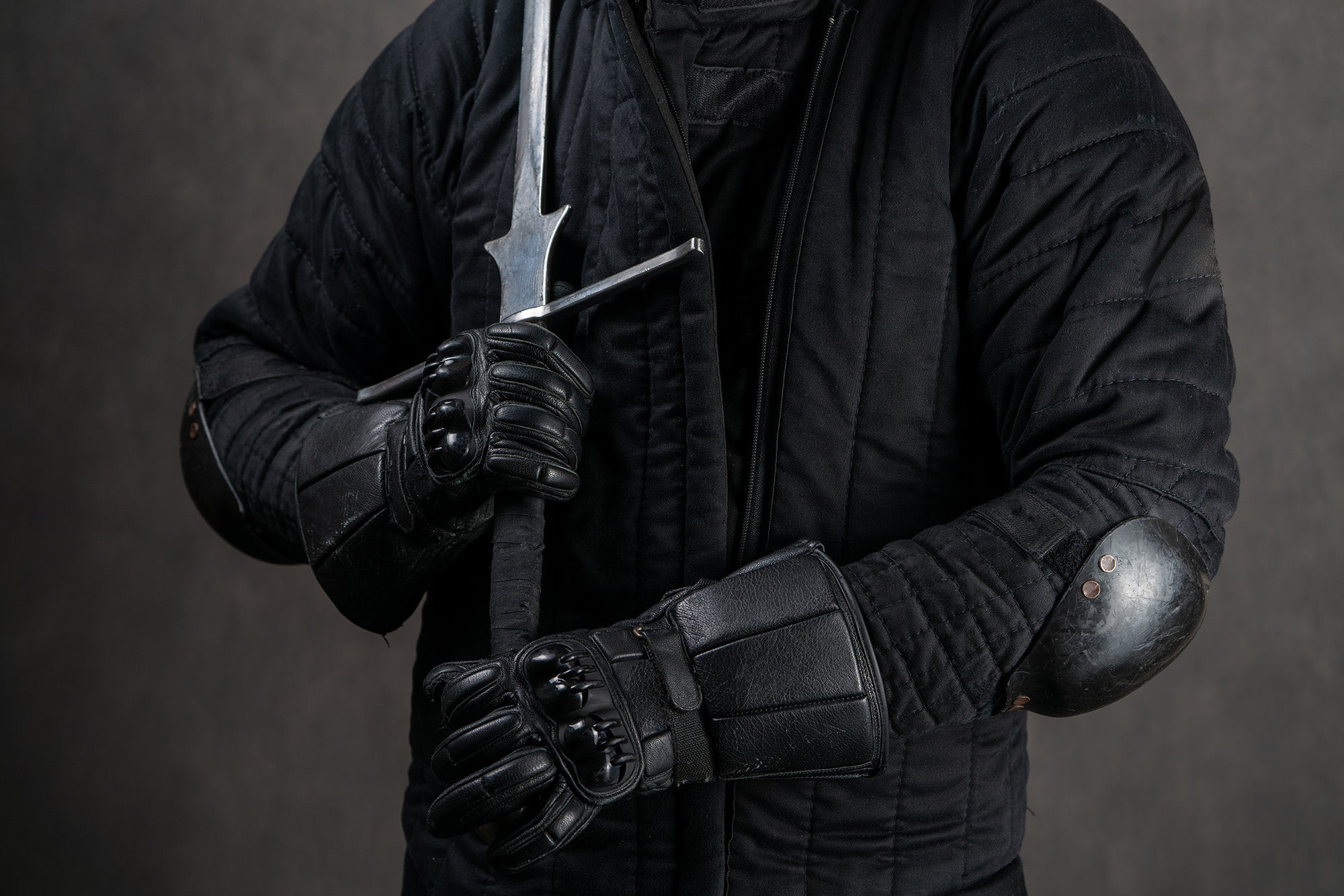 Historical Swords and Armour. Re-enactment Weapons. LARPing and HEMA ...